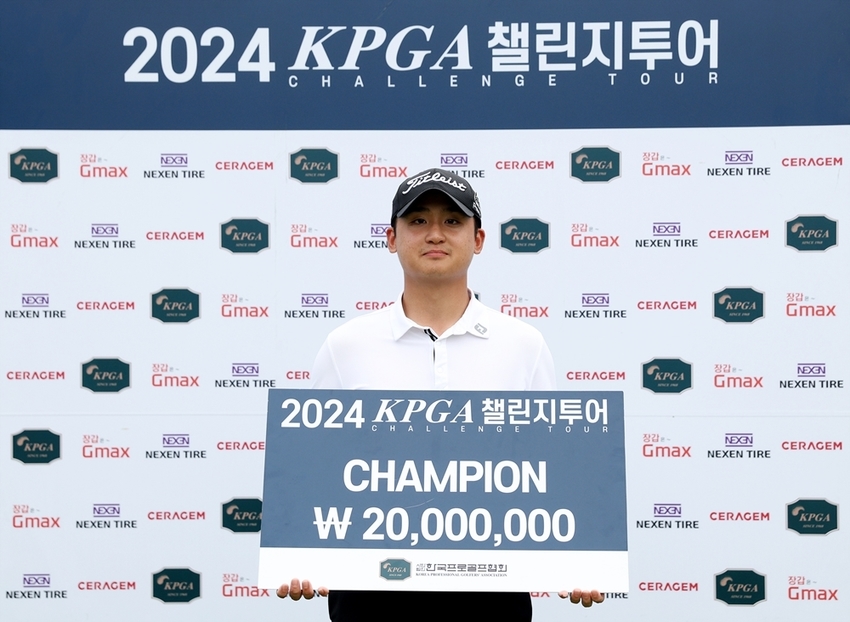 SBS Golf 뉴스 : 전체 뉴스 : 김현욱, ‘KPGA 챌린지투어 16회 대회’서 우승… 2024 시즌 첫 ‘2승 챔프’ 탄생 : SBS Golf